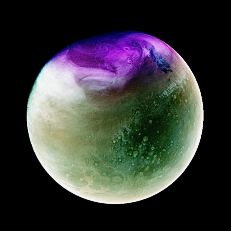 MAVEN ziet Mars in ultraviolet licht